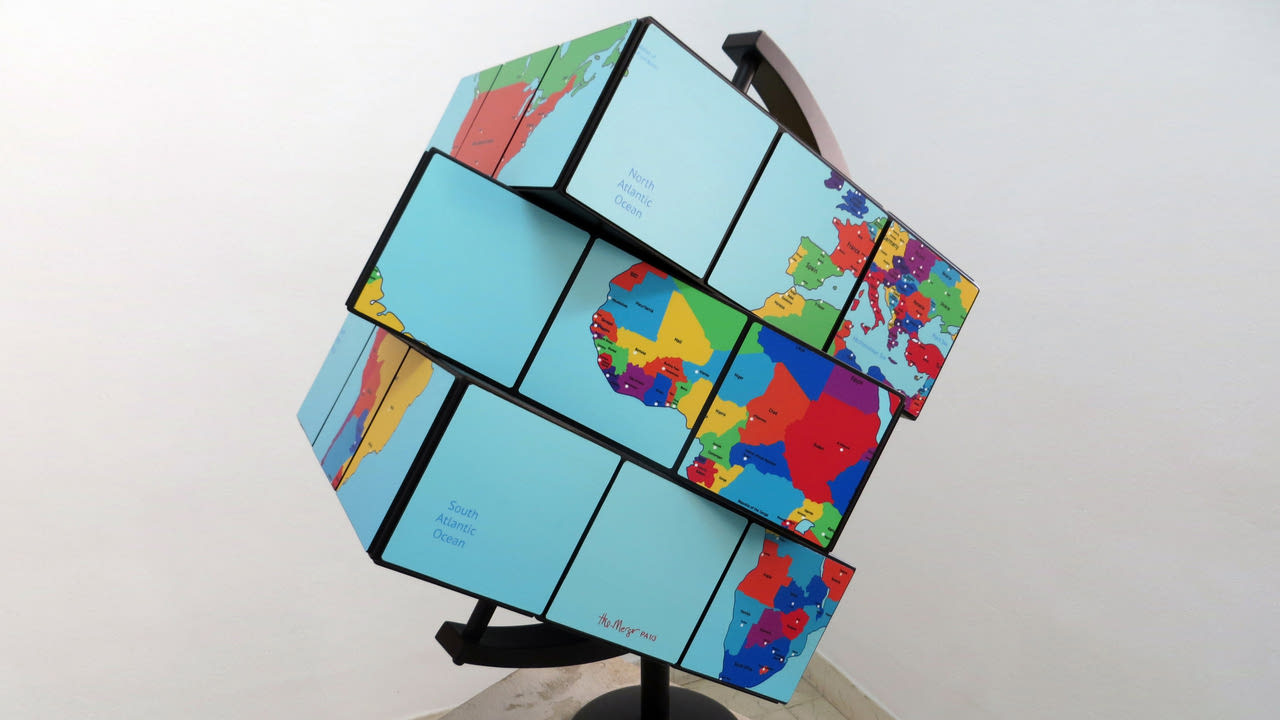 The standard language codes for “World English” and “European English ...